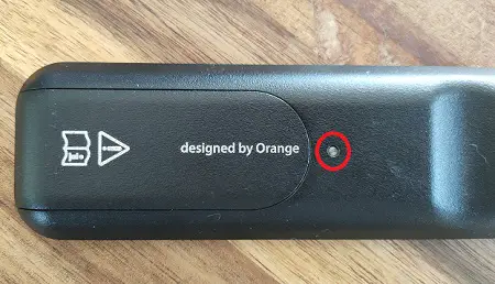 Comment changer les piles d'une télécommande Orange? - Fix Masters